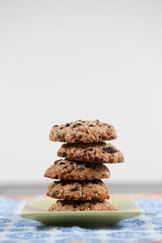 Almond power cookies recipe | Eat Your Books