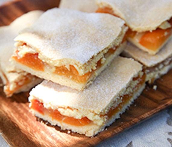 Annabel's nan's apricot shortcake recipe | Eat Your Books