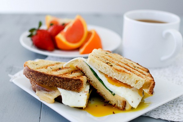 Breakfast panini with herb butter recipe | Eat Your Books