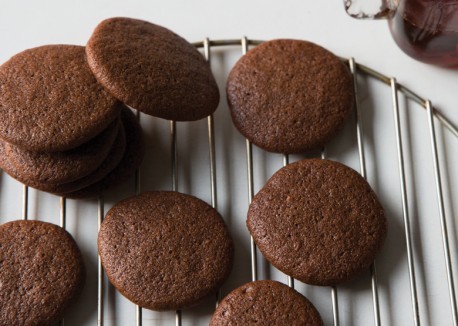 Chocolate-orange maple snaps recipe | Eat Your Books