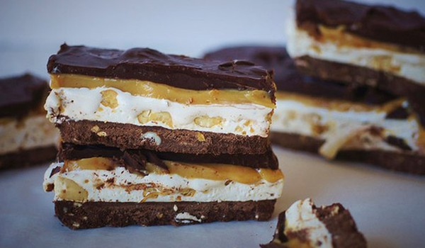 Homemade Snickers bars recipe | Eat Your Books