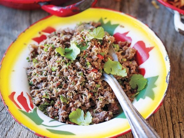 Burma: Rivers of Flavor | Eat Your Books