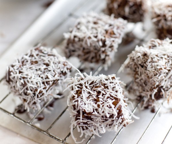 Phillippa's Home Baking | Eat Your Books