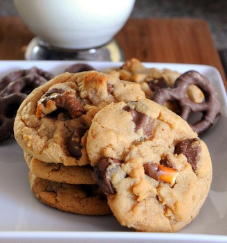 Loaded peanut butter cookies recipe | Eat Your Books