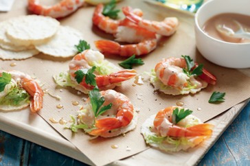 Prawn cocktail canapés recipe | Eat Your Books