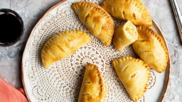 Puffed cheese bites (Fiadoni Abruzzesi) recipe | Eat Your Books