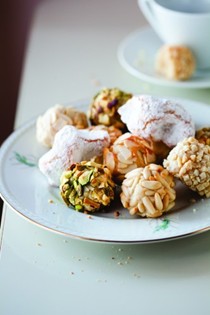 Southern Italian Desserts: Rediscovering the Sweet Traditions of ...